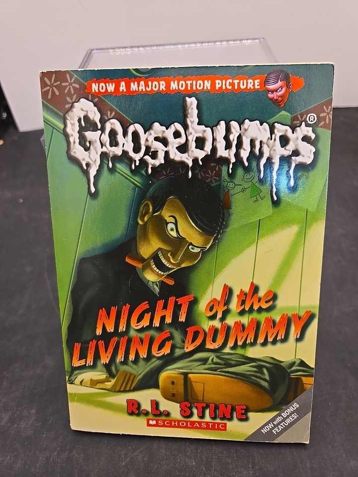 Goosebumps Books LOT of 8 Goosebumps Scholastic Haunted Halloween ...