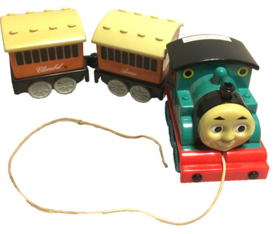 Pull Along Thomas the Tank Engine - Clarabel and Annie Railroad Friends ...