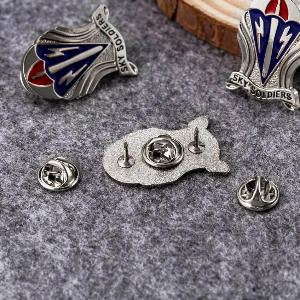 173rd Airborne Brigade Combat Team Army Unit Crest Sky Soldiers Badge ...