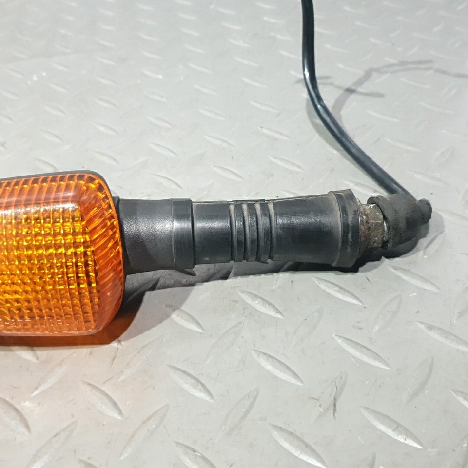 ♻️ Yamaha XJ600N 1994 - 2003 Rear Left Indicator Turn Signal ♻️ | eBay UK