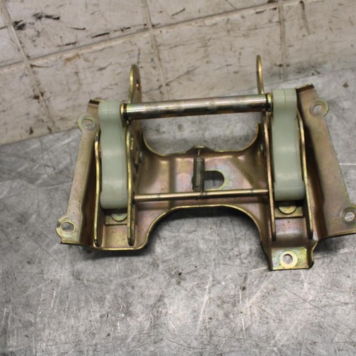 2004 Honda ST1300 SEAT MOUNTING BRACKET MOUNT BB49 | eBay