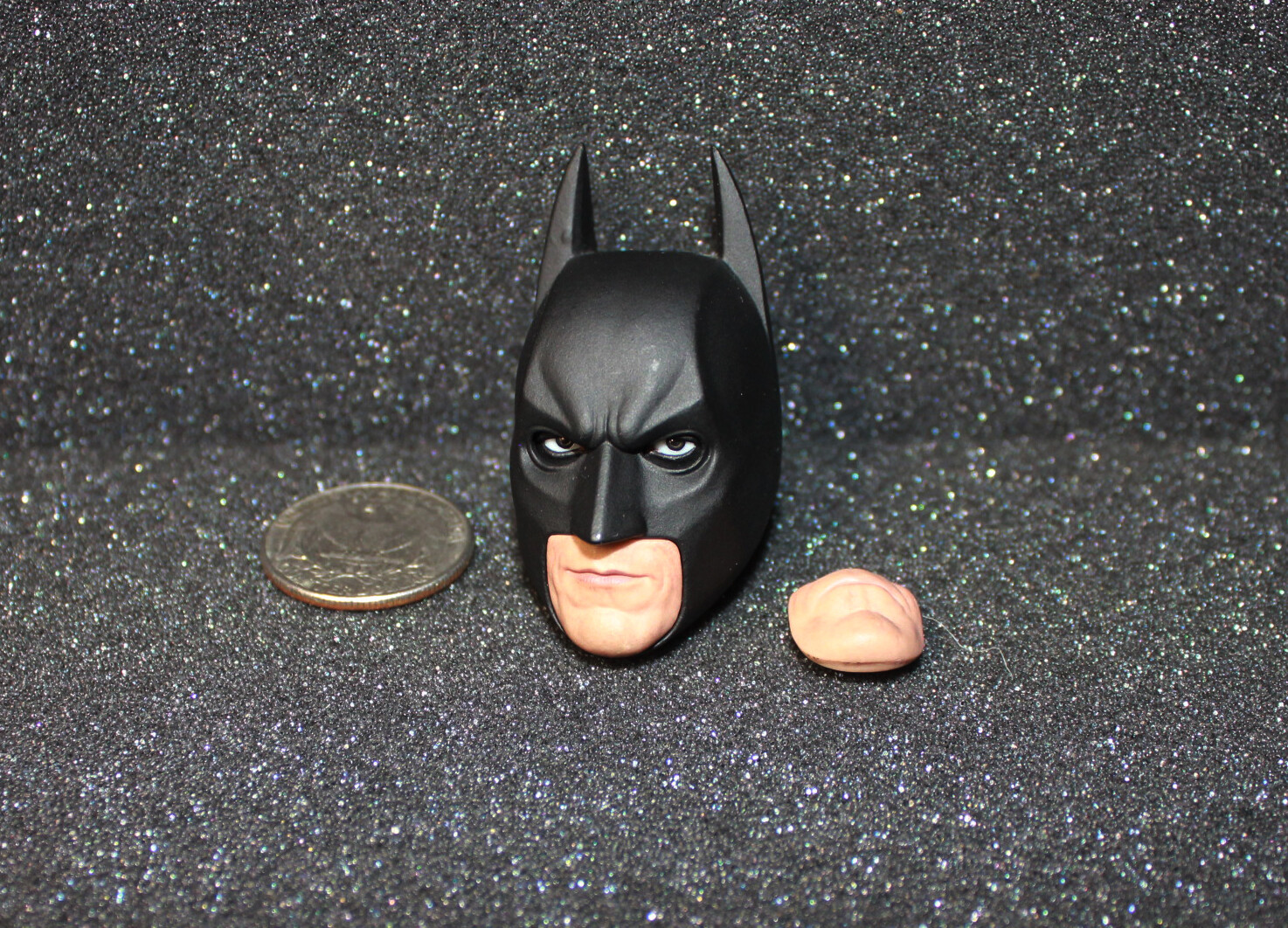 Hot Toys The Dark Knight Head + Face Plate 1/6 scale Batman Sideshow ...