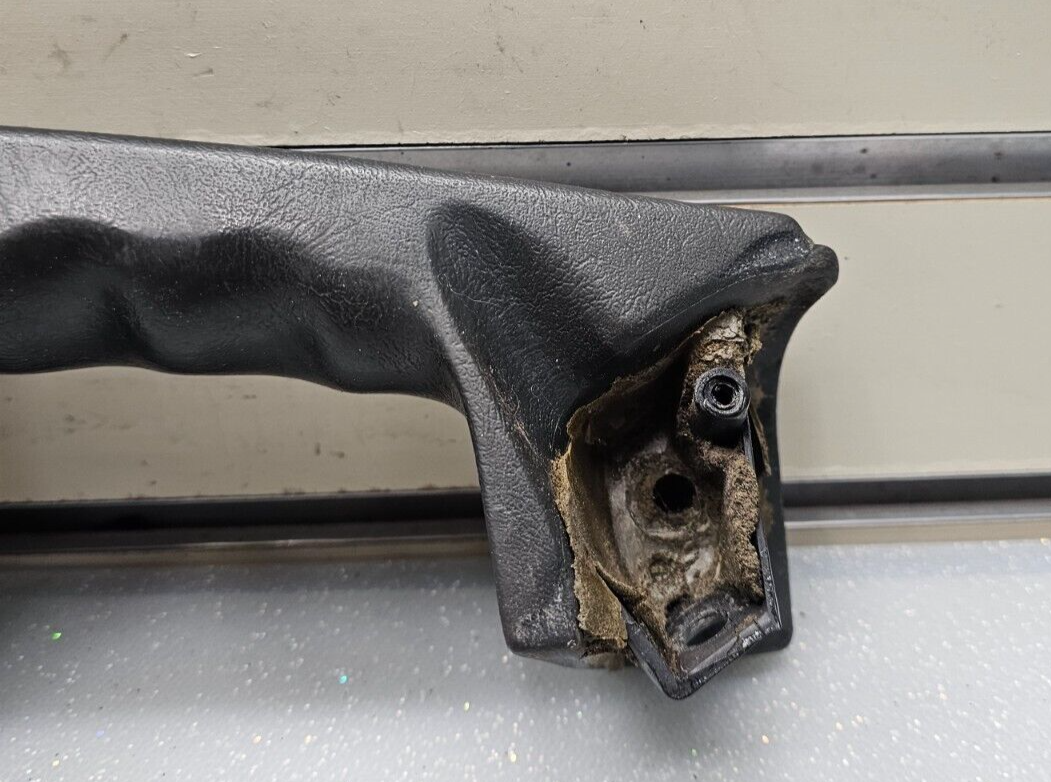 98-04 BLAZER S10 JIMMY SONOMA Door Panel Arm Rest Pull Handle Driver ...