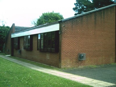 Photo 6x4 Carterton Methodist Church Carterton/SP2806 c2009 | eBay UK