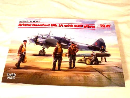 1/48 ICM British Bristol Beaufort Mk IA Torpedo Bomber With RAF Pilots ...