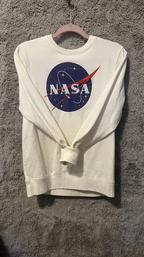 NASA Sweatshirt -Men’s White Embroidered Pullover Knit Size Small ...