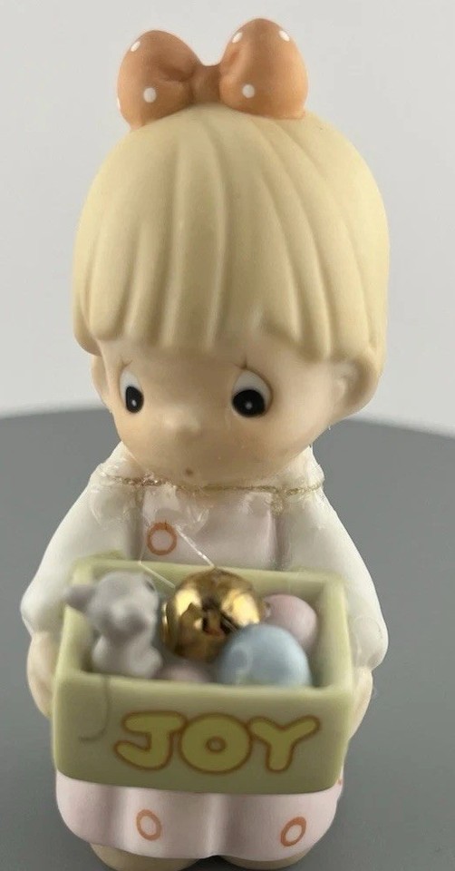 Precious Moments "Wishing You An Old Fashioned Christmas" figurine set ...
