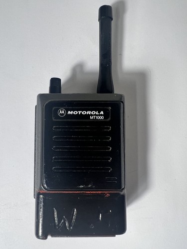 Motorola MT1000 VHF 16Ch. 144 To 174 MHz. w/ Antenna Tested Working ...