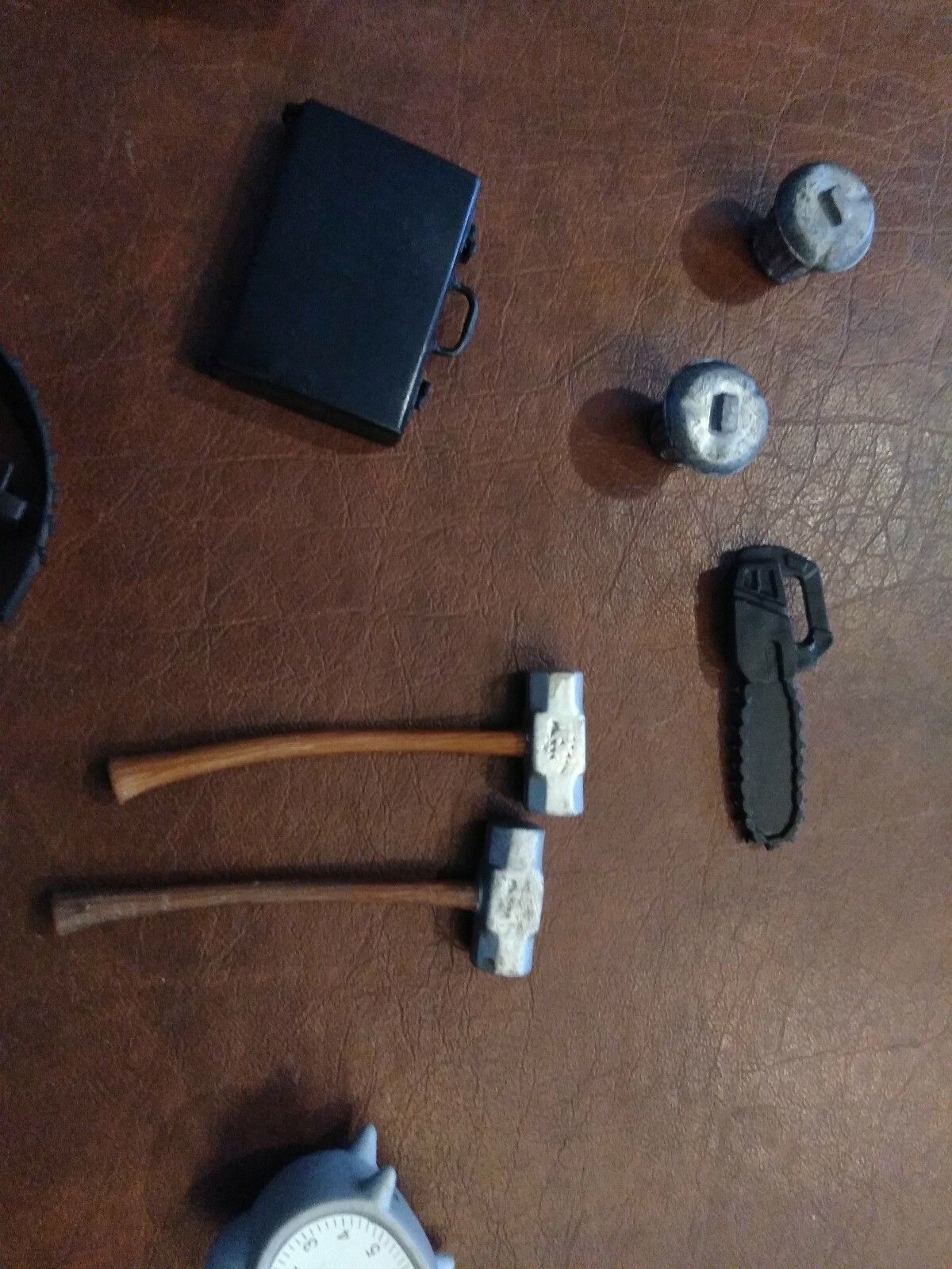 WWE WWF Wrestling Prop Accessory Lot. Sledge hammers, briefcase, clock ...