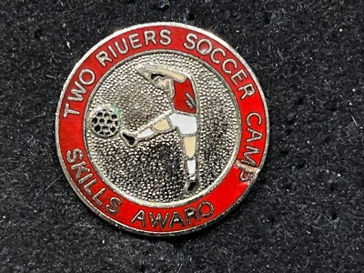 g PINS PIN ENAMEL FOOTBALL SOCCER FOOT USA SKILLS AWARO EGF | eBay