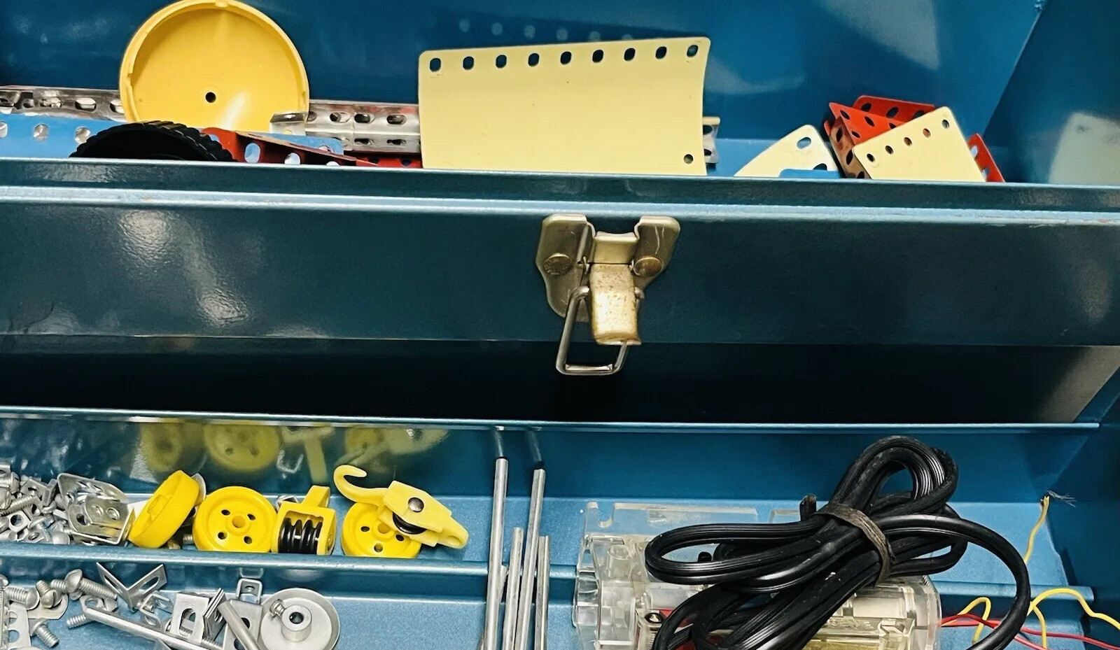 Gilbert Erector Set - Removable Tray Transformer Blue Metal Case W ...