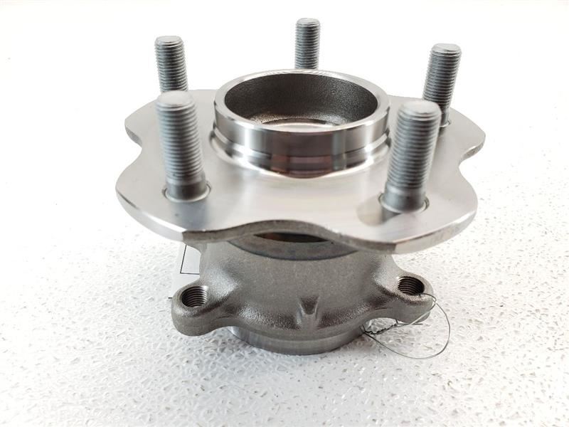 432024BA0B Genuine Nissan Hub ASSY Rear Axle T32 43202-4ba0b for sale ...
