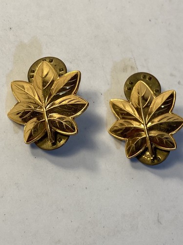US Navy Marine Corps Pair MAJORS INSIGNIA COLLAR PINS Oak Leaves 1/20 ...