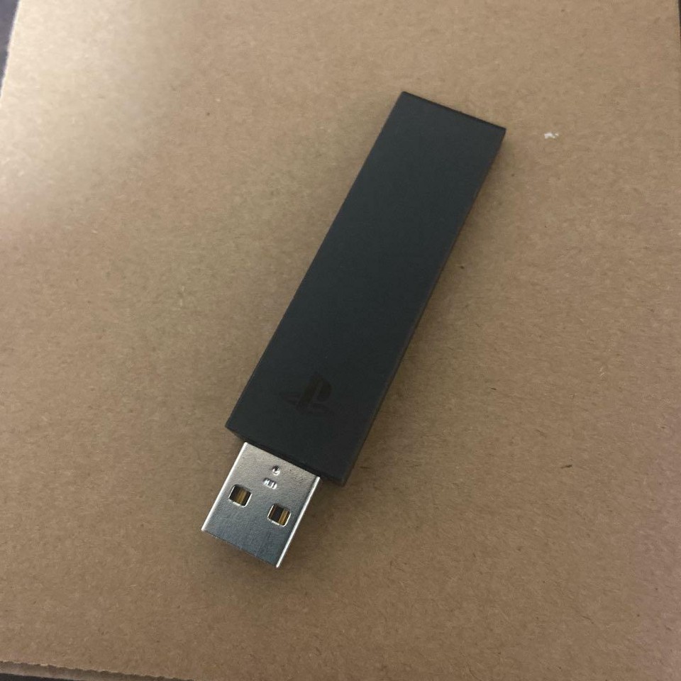 SONY PS4 DUALSHOCK 4 USB Wireless Adapter Bluetooth Dongle CUH-ZWA1J ...