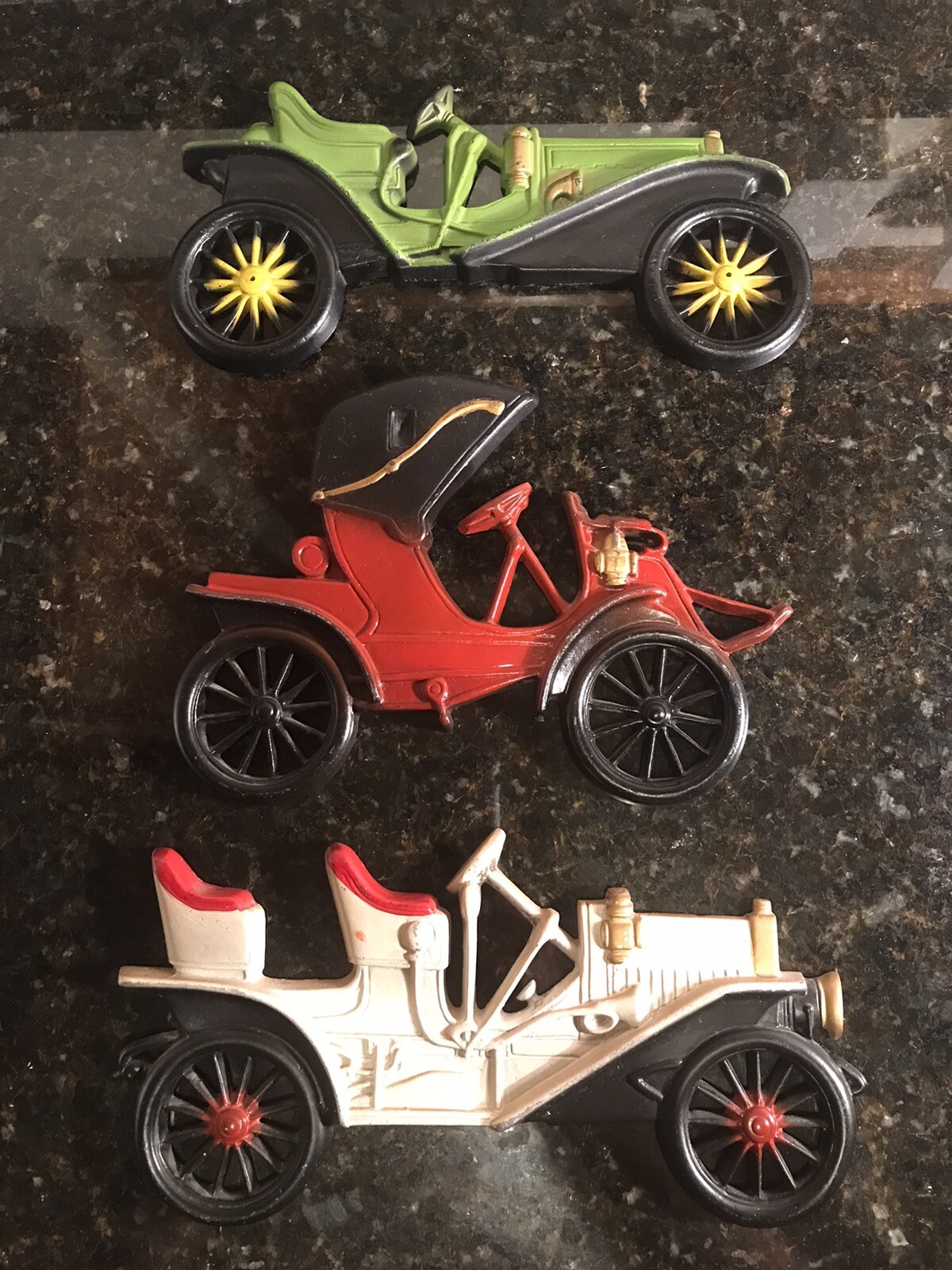 Set of 3 Vintage Midwest Auto Cast Metal Antique Car Plaques Decor Wall ...