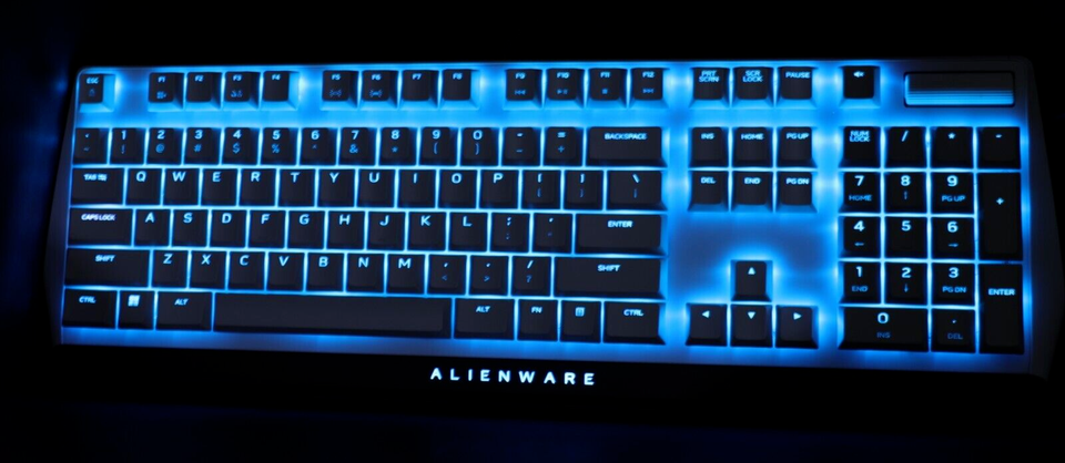 NEW ~ Alienware Low-Profile RGB Gaming Keyboard AW510K WHITE | eBay