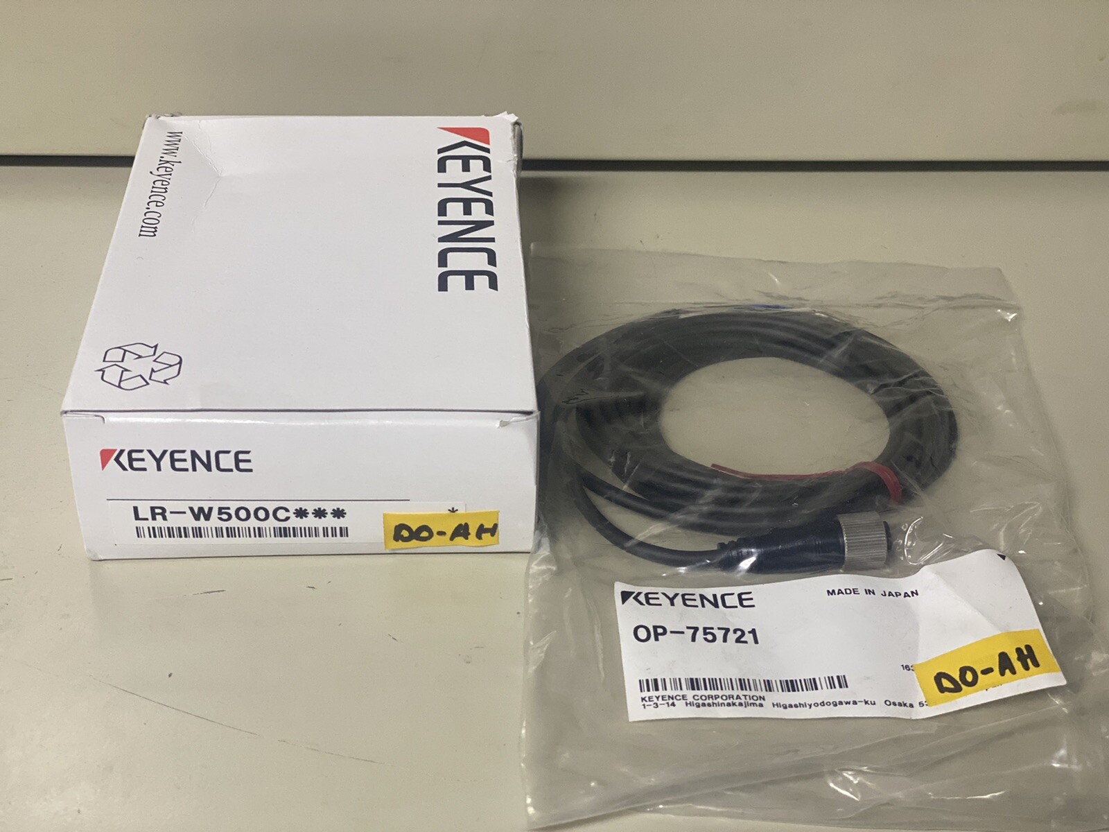 New In Box KEYENCE LR-W500C LRW500C + OP-75721 Laser sensor And Cable ...