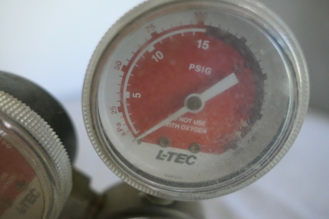 L-Tec 91A4 R-2715510 Acetylene Gas Regulator Welding Gauge 350 psig ...