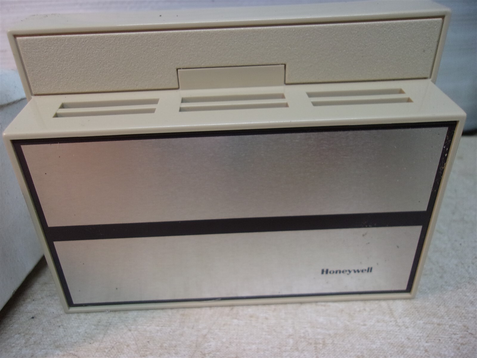 NEW Honeywell TG504A1025 Locking Cover for T874 Thermostat *FREE ...