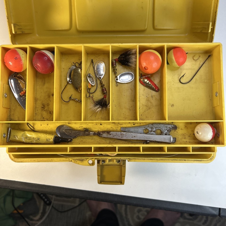 Vtg Fisher 3 Tray 23 Compartmental Tackle Box Sears 34405 + Tackle ...