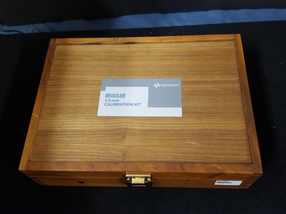Keysight 85033E: 3.5mm Calibration Kit, Includes male OSL only (1372 ...