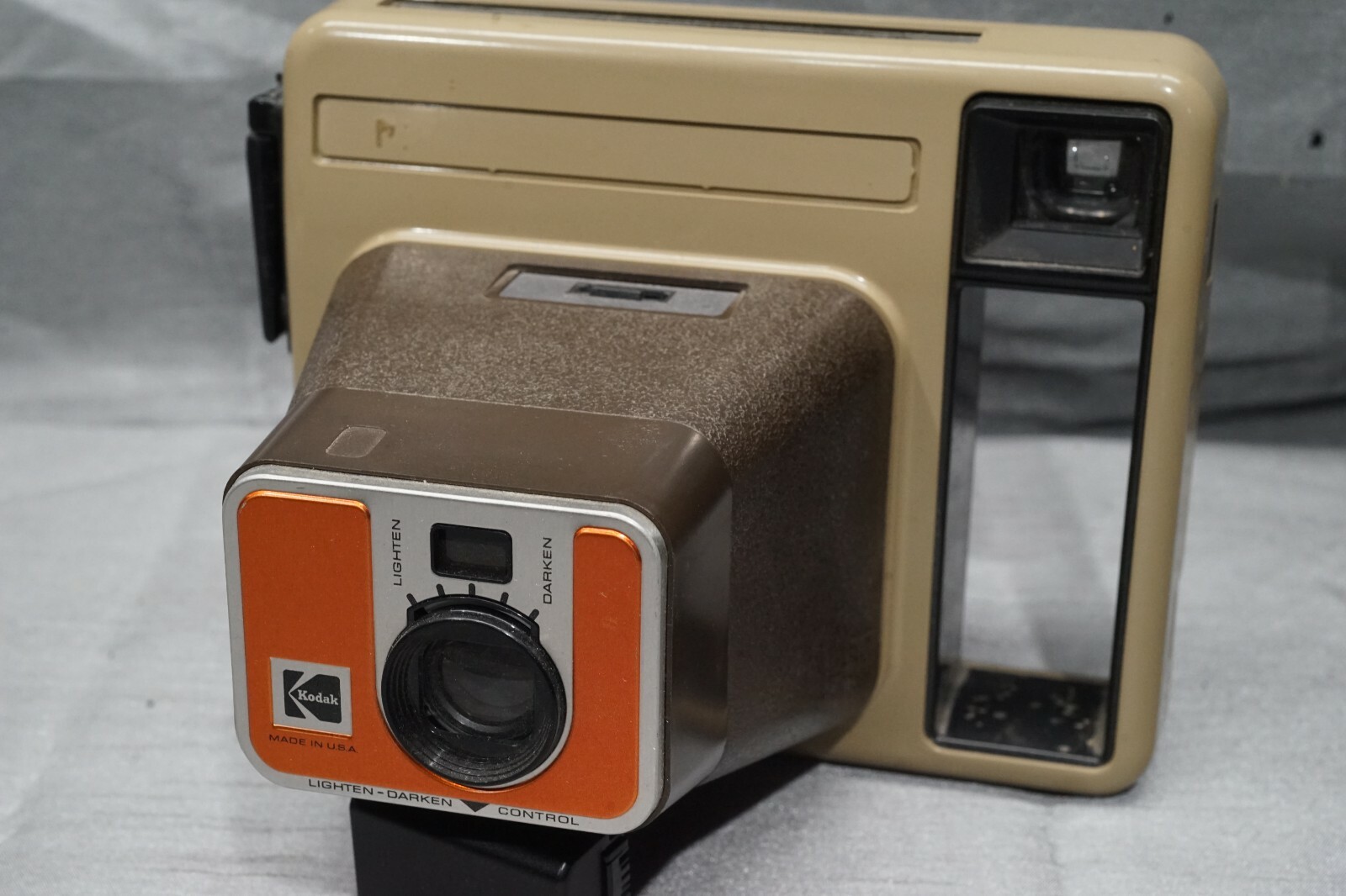 Kodak Instant Camera The Handle Vintage Retro Unique Polaroid Like ...