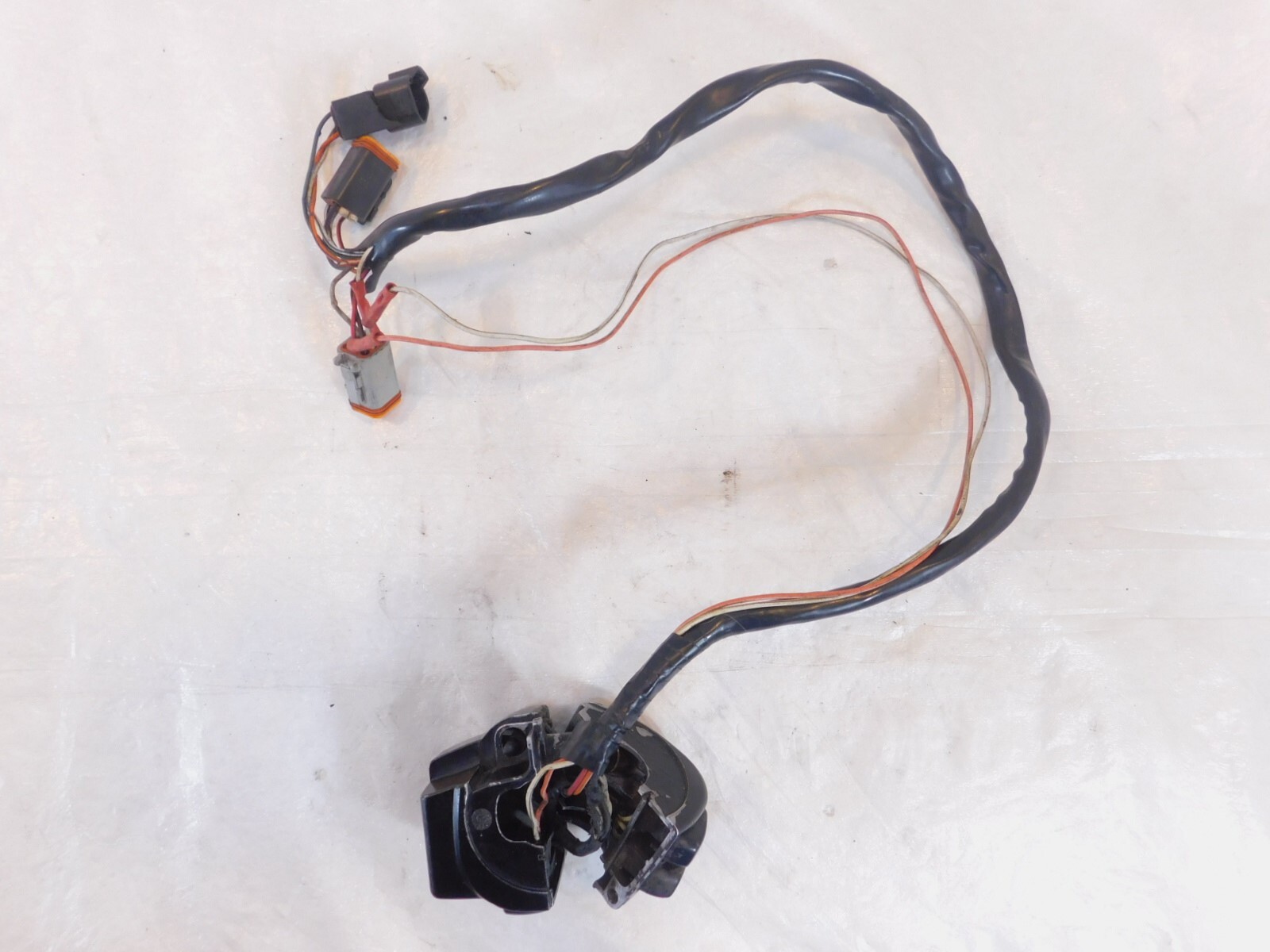 Harley Road & Electra Glide Ultra Right Handlebar Cruise Control Switch ...