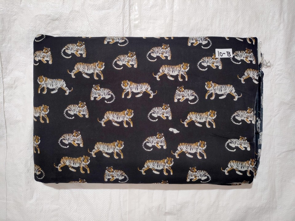Indian Cotton Black Tiger Screen Print Fabric Dressmaking Material 2.5 ...