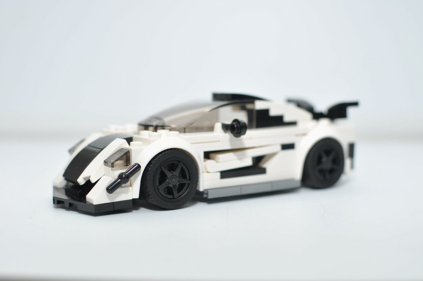 Custom 6 wide White car one:1 MOC Model Built Compatible with Real LEGO ...