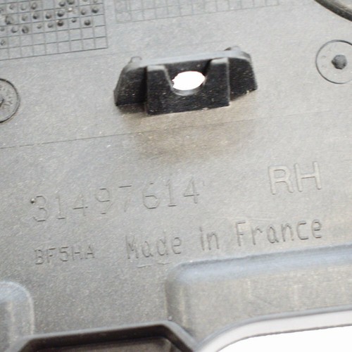 Volvo V60 Mk1 Right Side Underbody Trim 32260495 Genuine for sale ...