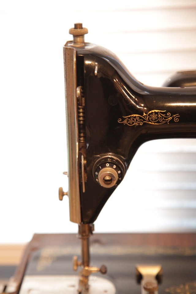 Singer 66-16 Sewing Machine *FOR PARTS/REPAIR (READ)* | eBay