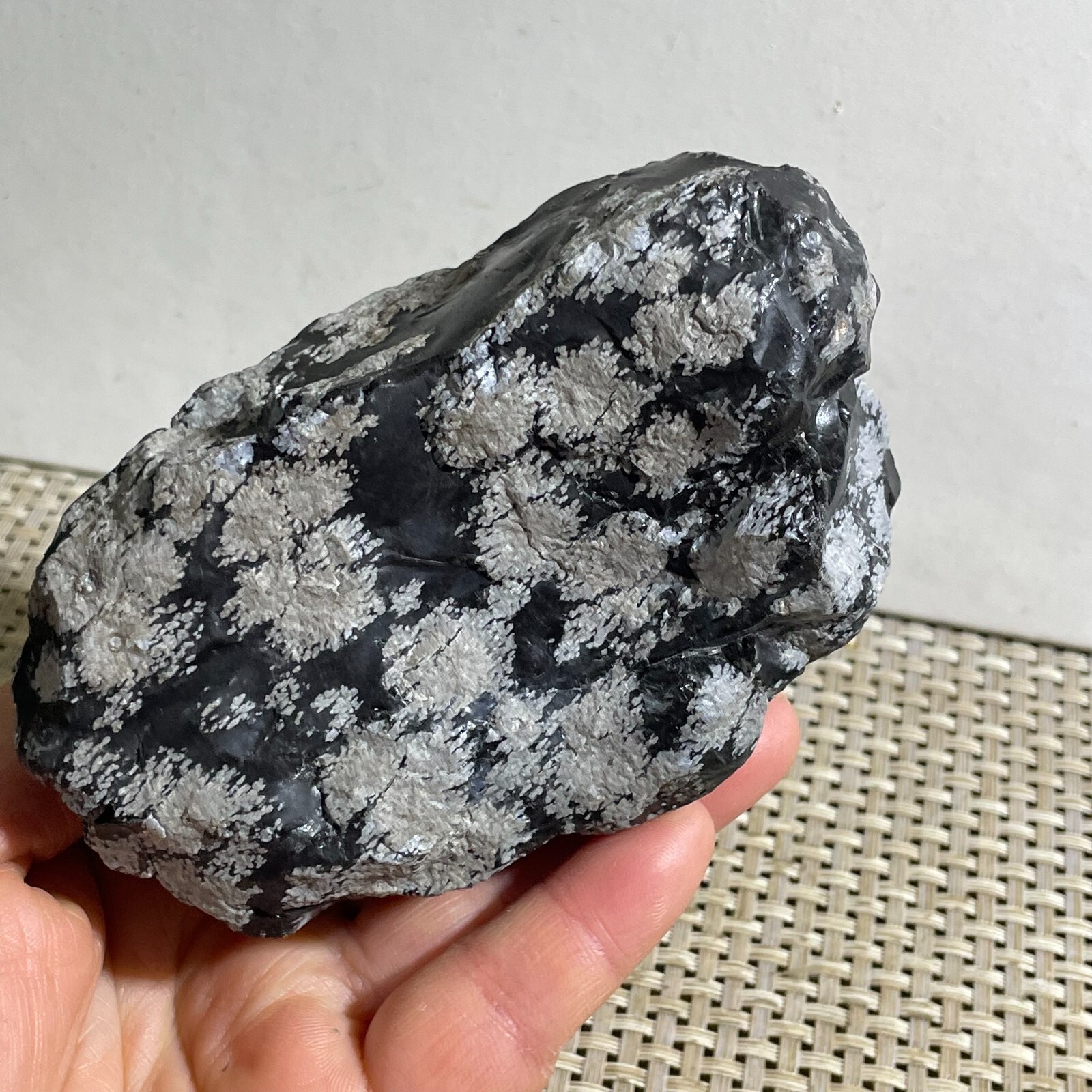 Natural alabaster magic crystal healing ball gem gift 496g d275 | eBay ...