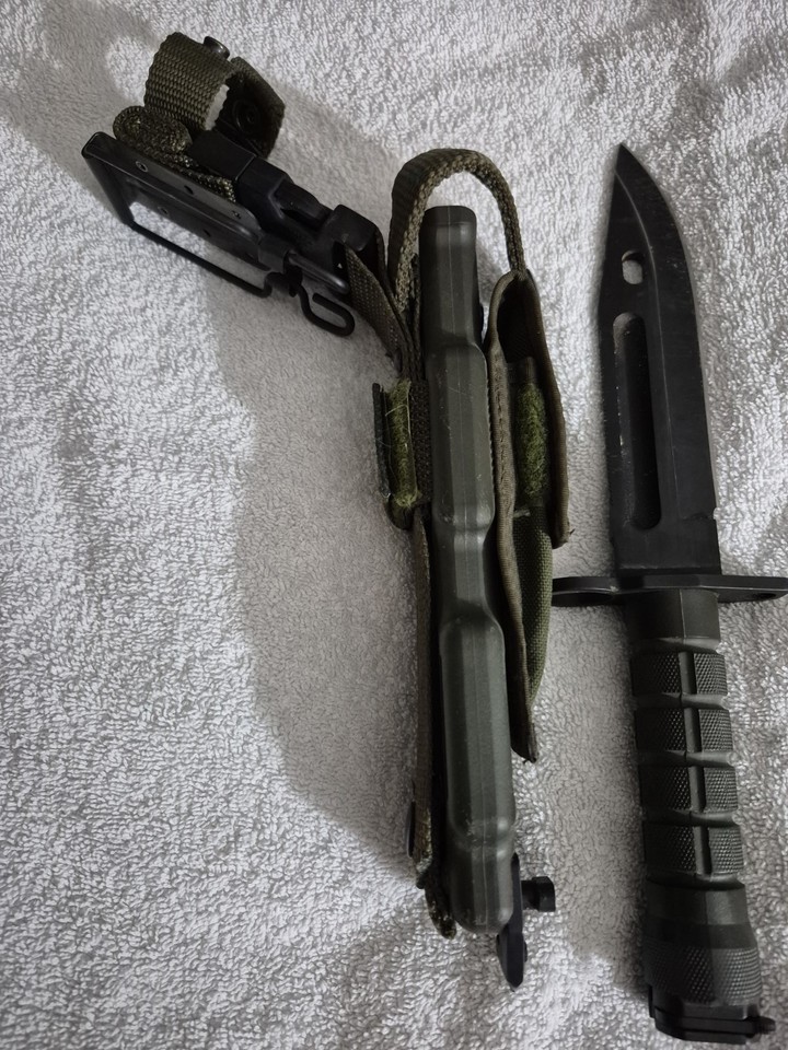 Buck M9 Phobis 188 Knife 1992 Pristine Model with Accessory | eBay
