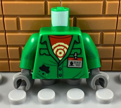 LEGO MALE TORSO GREEN SHIRT W/ BLACK STAIN & DIAZ BADGE Minifigure Body ...