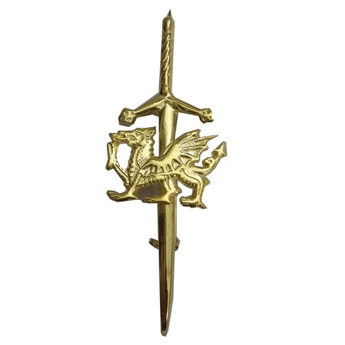 Celtic Welsh Dragon Kilt Pin Gold Plated Scottish pin & Brooch Irish ...