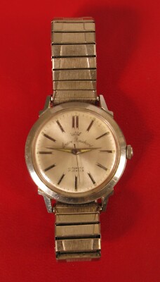 VINTAGE ANDRE BOUCHARD MENS STAINLESS STEEL 17 JEWEL AUTOMATIC ...