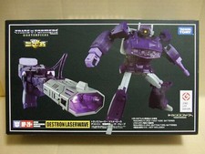 Transformers Masterpiece Destron Laserwave (Shockwave) MP-29+