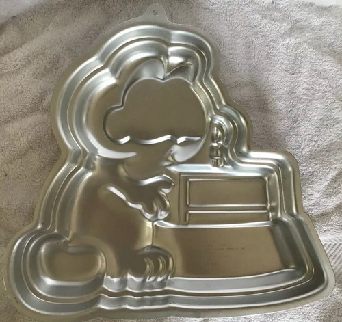 Garfield Cake Pan Wilton 2105 2447 Cat Baking Mold Tin Birthday Vintage ...