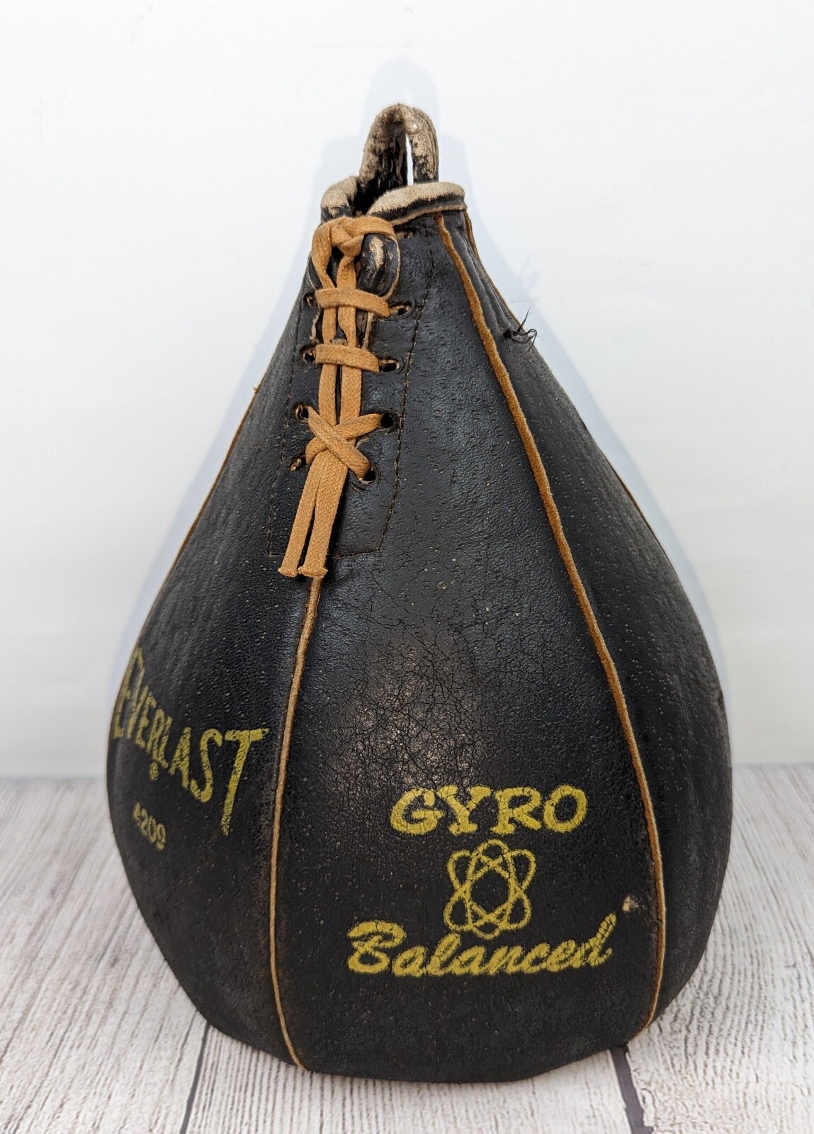 Vintage Everlast 4209 Punching Speed Bag Gyro Balanced Boxing Cloth ...