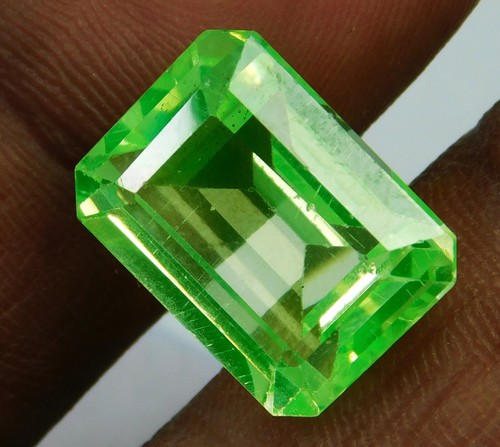 Certified 19.20Ct Natural | Apple Green | Pakistani PERIDOT Emerald Cut ...
