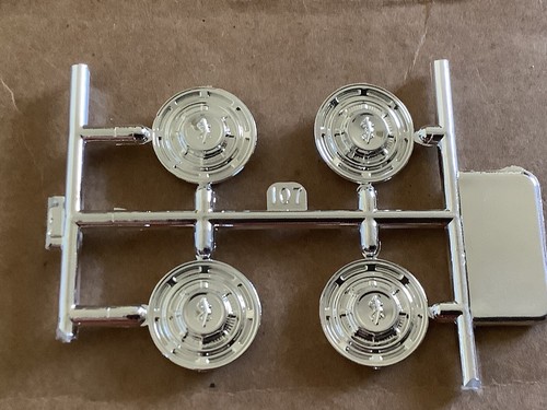 1/25 scale model car kit 59 Chevy Impala Stock Hubcaps No Box | eBay