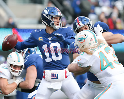 NFL New York Giants QB Eli Manning in the Pocket Color Game Action 8 X ...