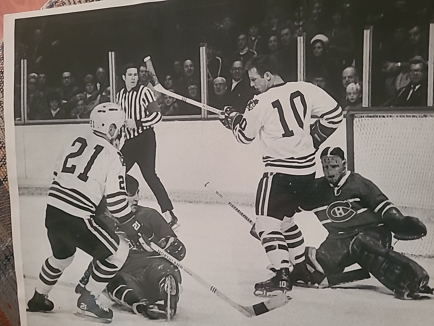 1970 NHL HOCKEY PHOTO TYPE 1 ROGIE VACHON SERGE SAVARD GOALIE DENNIS ...