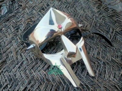 MF Doom Gladiator Mask Silver Finish in Metal Mask doom gladiator face ...
