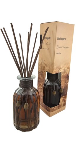 Pier 1 Reed Diffuser Set Home Fragrance Oil Sweet Tonquin 10 oz Air ...