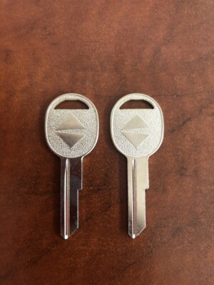 321487 - Brand New Strattec OEM Navistar Key Blanks - 2 QTY** | eBay