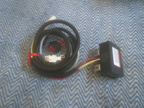 2003 2004 2005 FORD CROWN VICTORIA MERCURY MARAUDER TURN SIGNAL RELAY ...