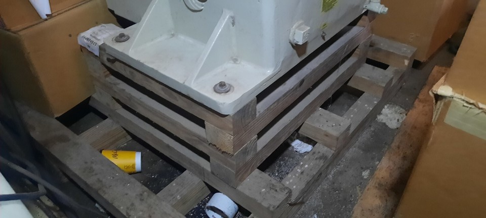 Philadelphia Mixing Solutions. Mixer 38.40 to 1 Gear Reducer for 15 hp ...
