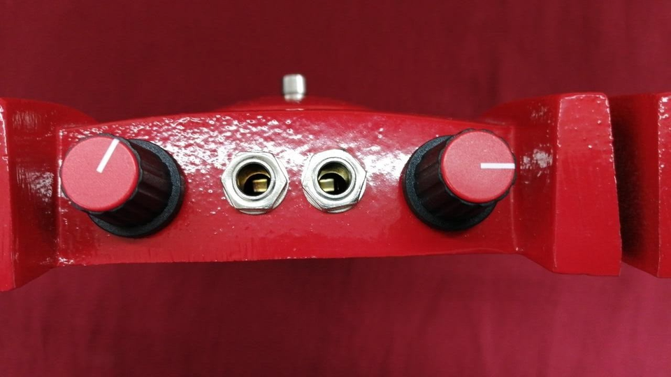 Roger Mayer Spitfire Fuzz Overdrive Guitar Effect Pedal Red | eBay