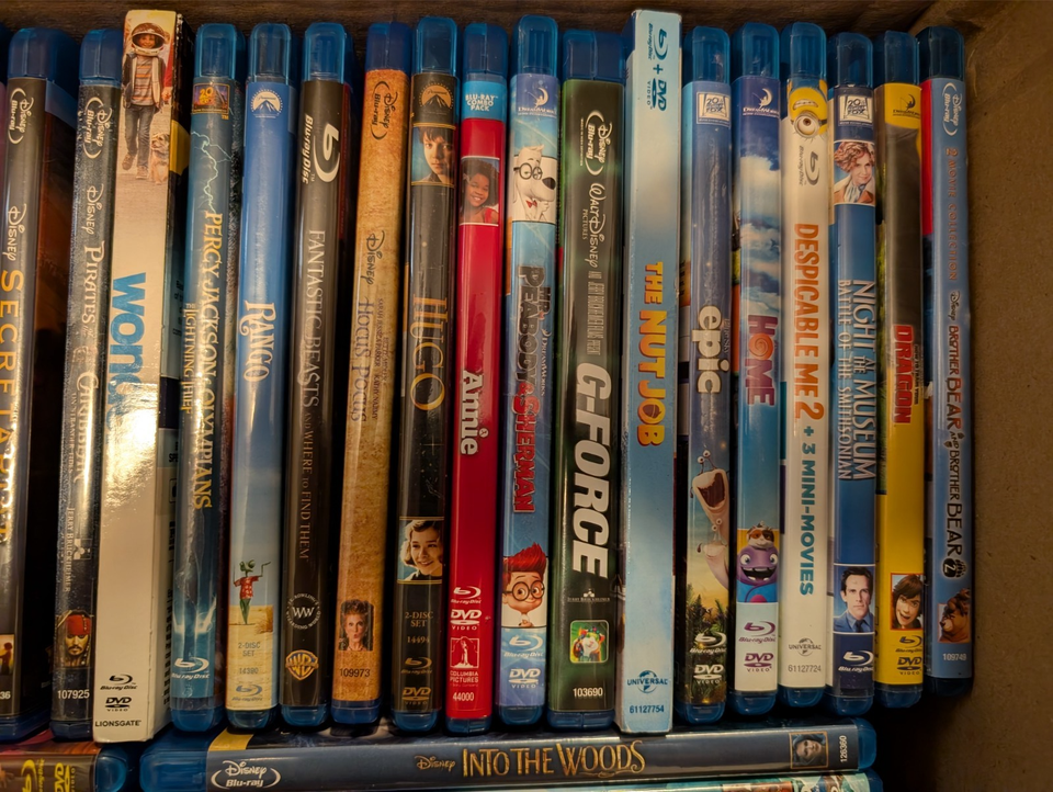HUGE Kids and Family Blu Ray and DVD Lot! 59 Movies!! | eBay